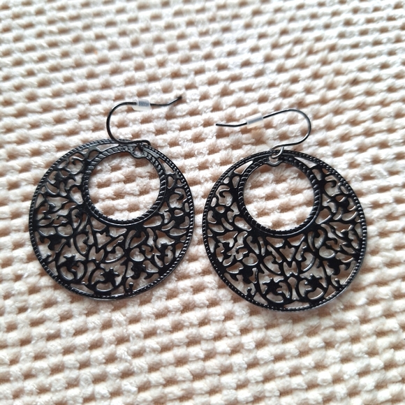 Jewelry | Black Metal Round Filigree Dangle Earrings Retro Boho | Poshmark